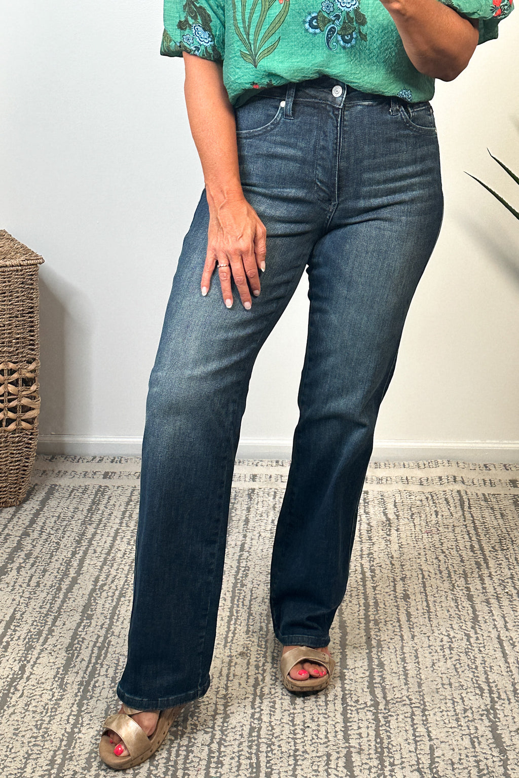Elin Judy Blue Tummy control Jeans : Dark – TeaElla